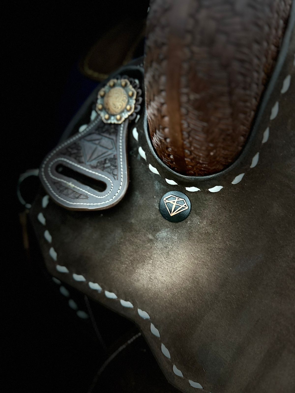 IN STOCK SADDLES – Diamond Classic Tack & Saddlery